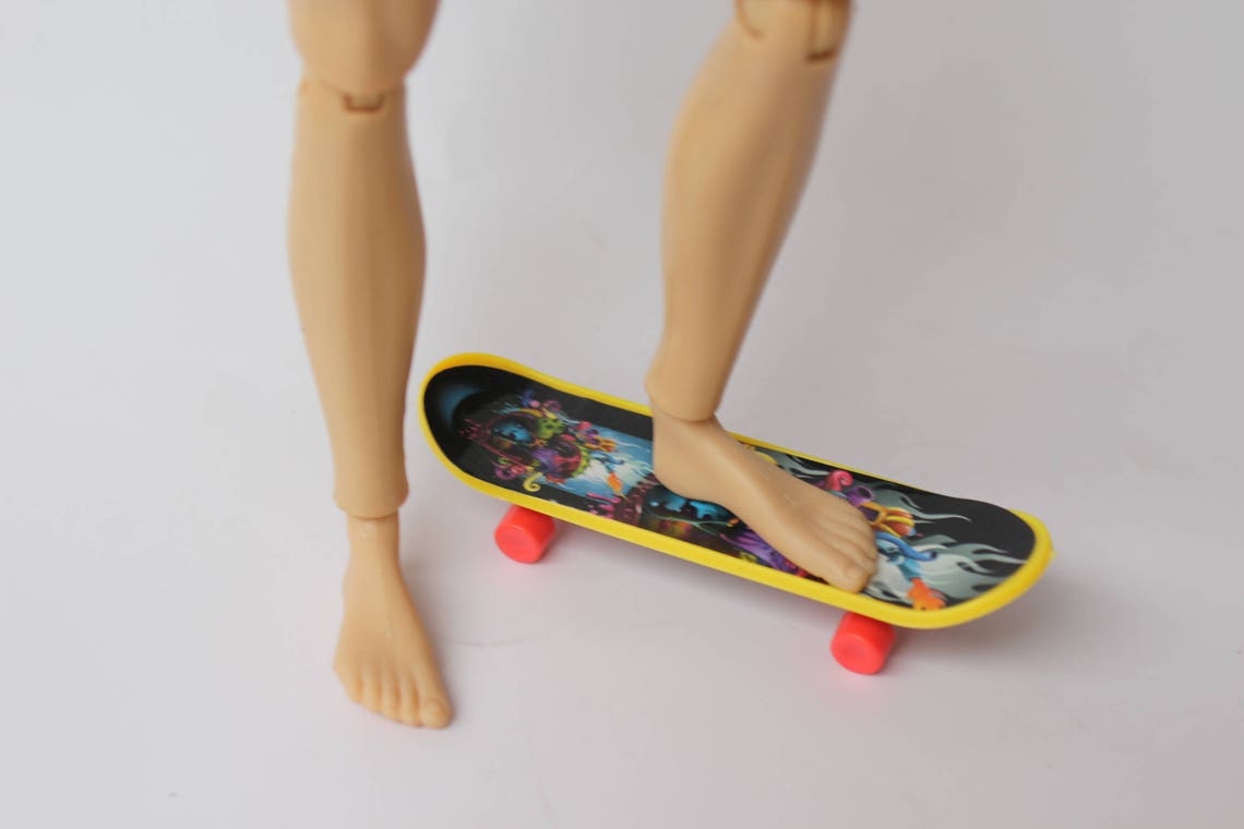 4 OF 1:6 Scale Skateboards Plastic Mini Model Toy Set Fits - Etsy