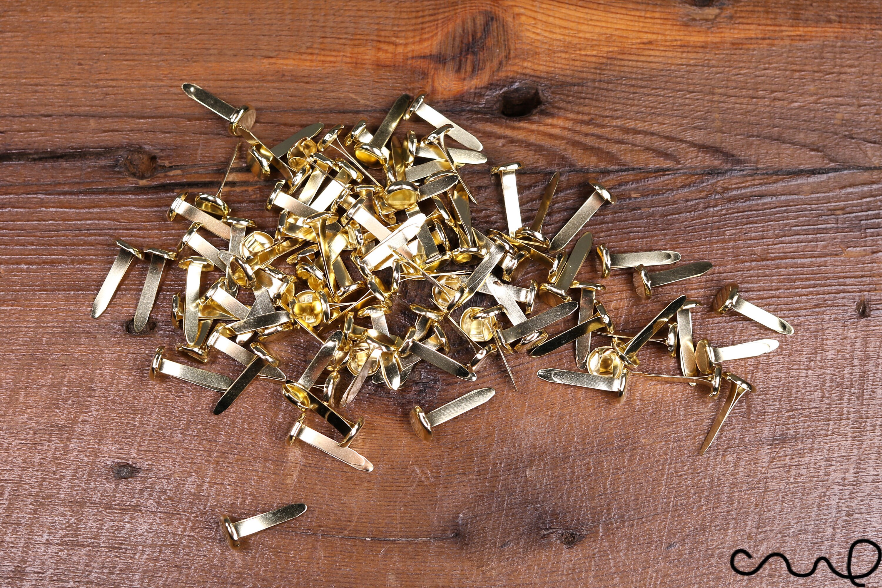 100 X Gold Paper Fasteners Split Pins 19mm / 8mm Head | Etsy UK