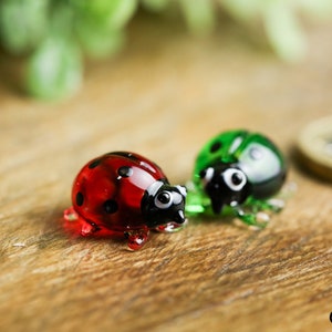 Handmade Mini Tiny Glass Ladybird Red Green Gift Ladybug Little Gloss ...