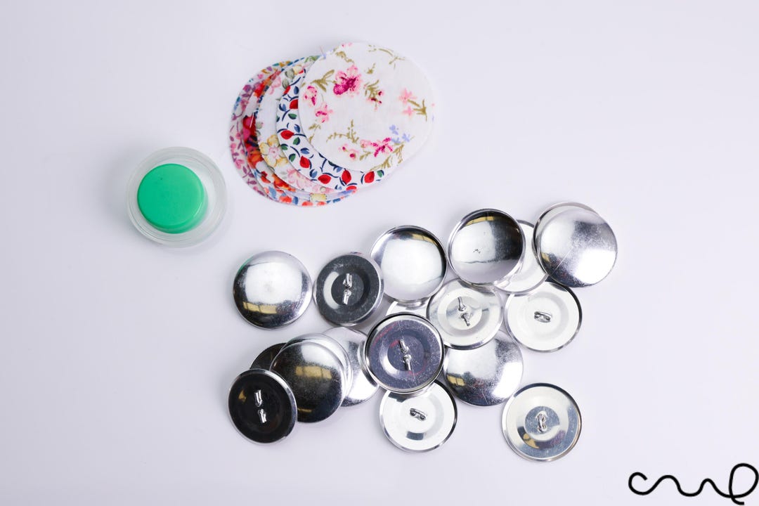 15 Sets of Craft Button DIY Kit Inc. Fabric & Tool, 44L Hand Fabric ...