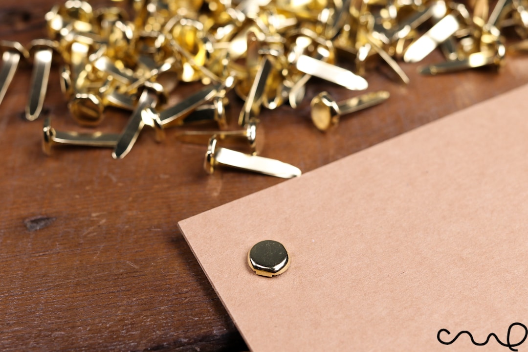 100 X Gold Paper Fasteners Split Pins 19mm / 8mm Head Brad Fastener ...