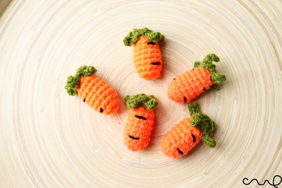 5 Mini Crochet Carrots – Handmade Amigurumi Veggies, Small Yarn Carrot ...