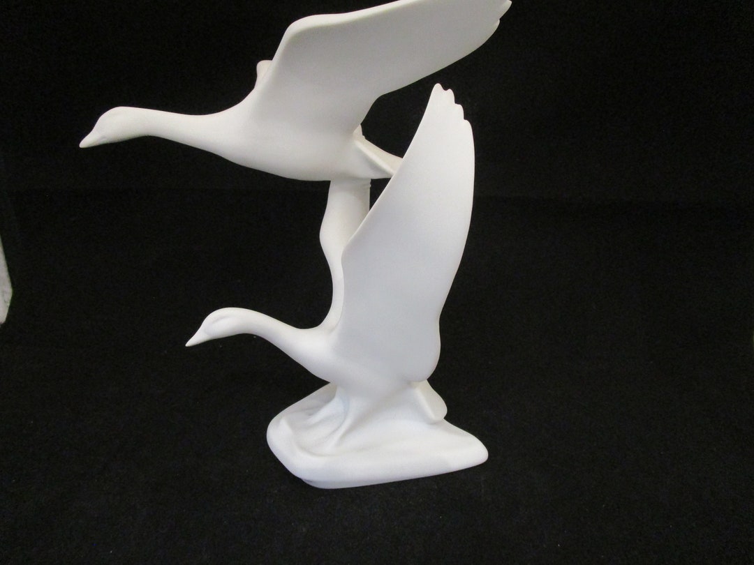Geese in Flight White Bisque Porcelain by Kaiser - Etsy