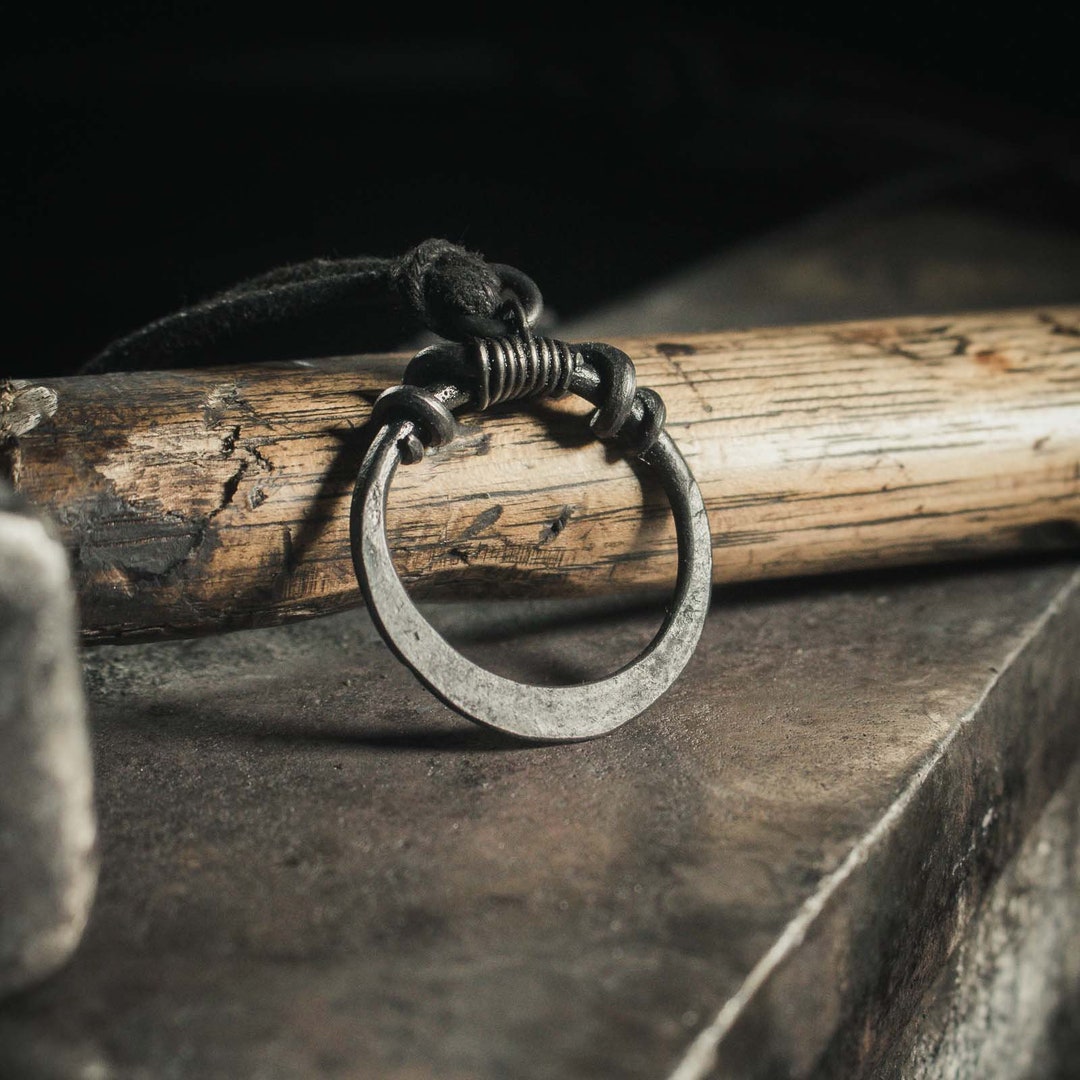 The Pagan's Infinite Unity Wiccan Circle Pendant - Etsy