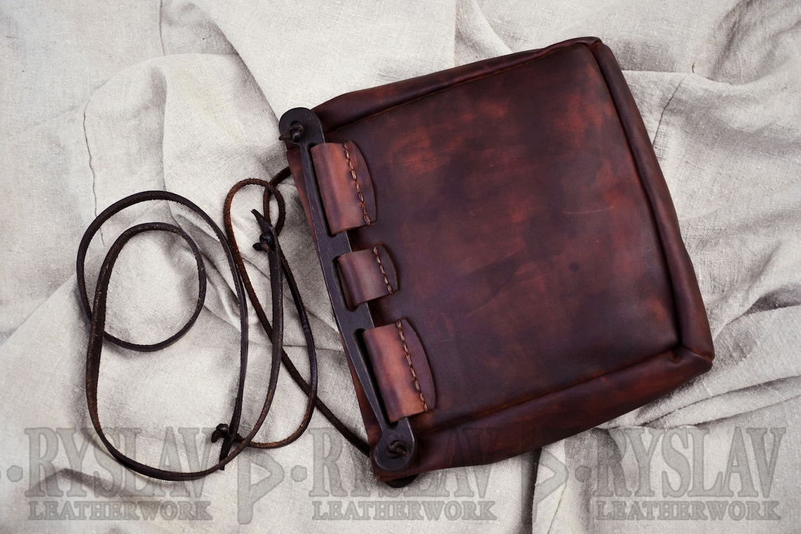 Viking Leather HANDLE Bag, Hedeby Haithabu Bag, Early Medieval ...