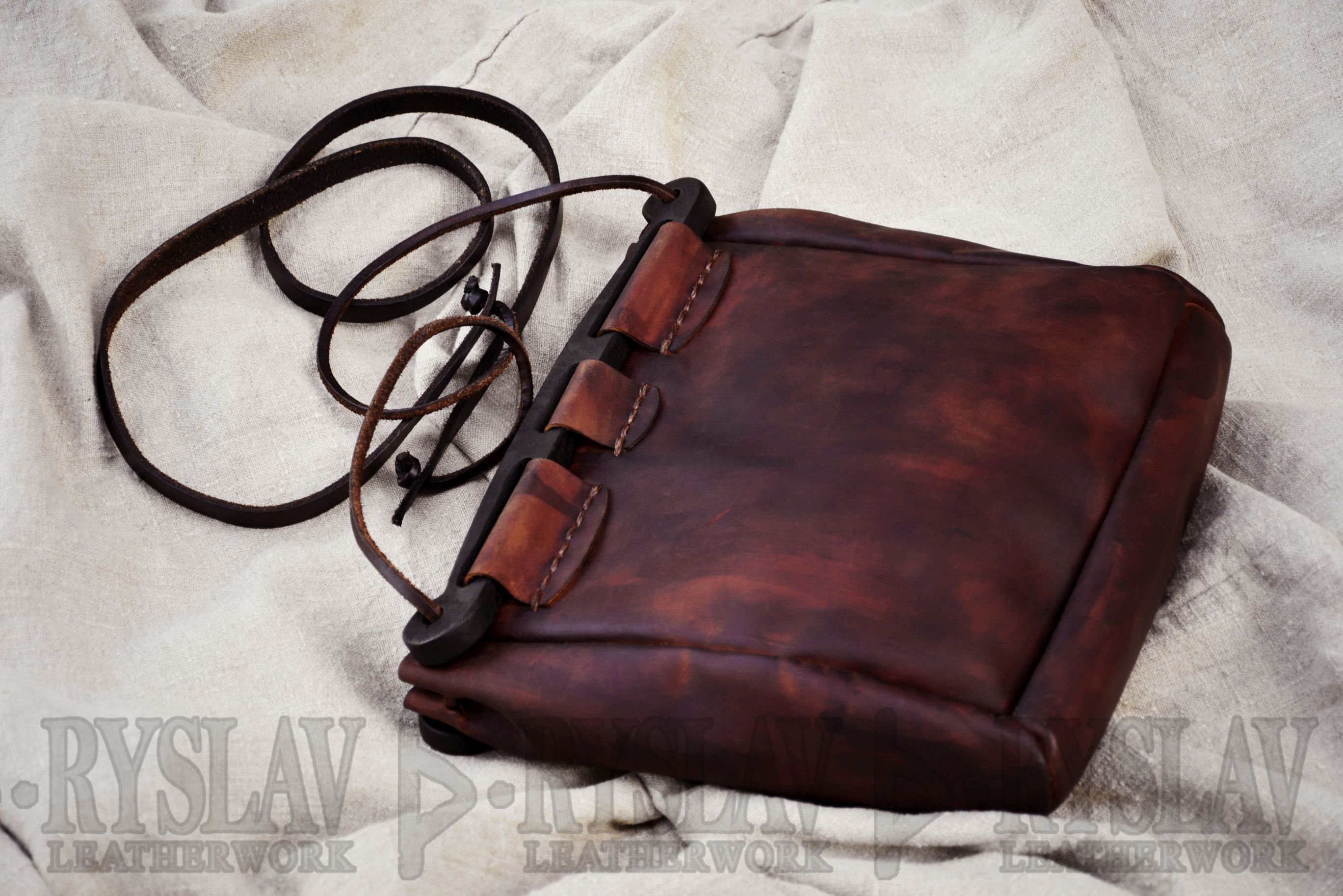 Viking Leather HANDLE Bag, Hedeby Haithabu Bag, Early Medieval ...