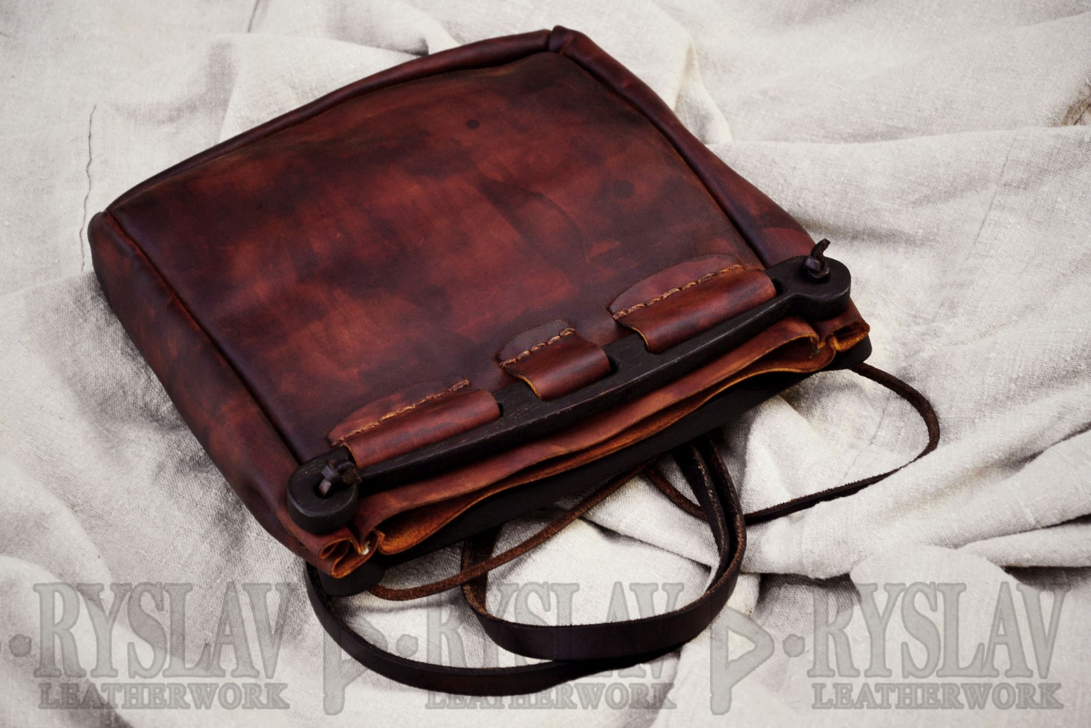 Viking Leather HANDLE Bag, Hedeby Haithabu Bag, Early Medieval ...