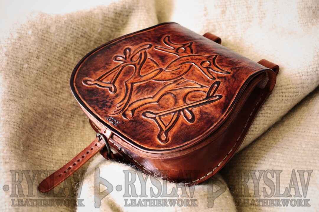 Early Medieval Leather BELT POUCH Bag, Historically Inspired Carving ...