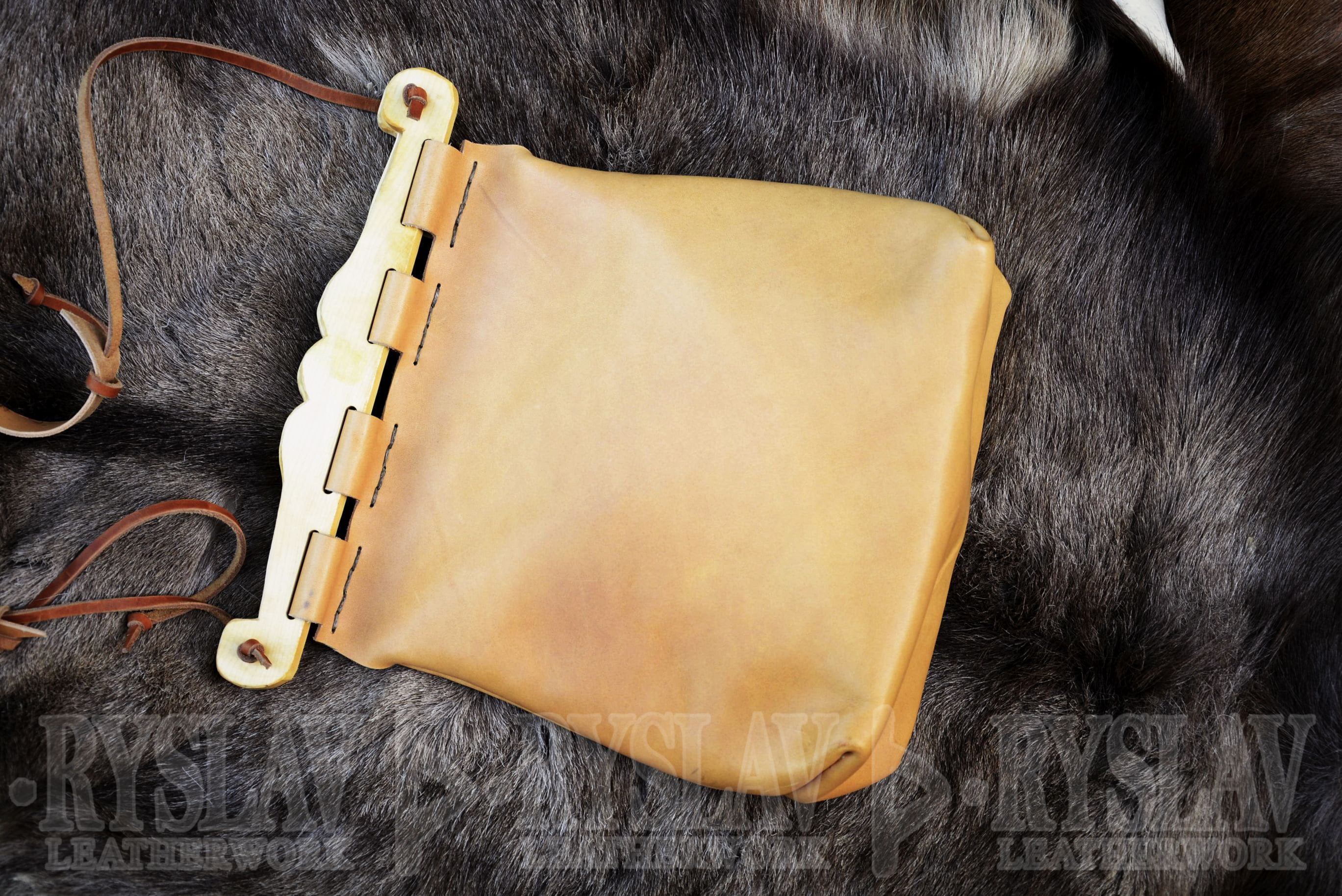 Viking Leather HANDLE Bag, Hedeby Haithabu Bag, Early Medieval ...