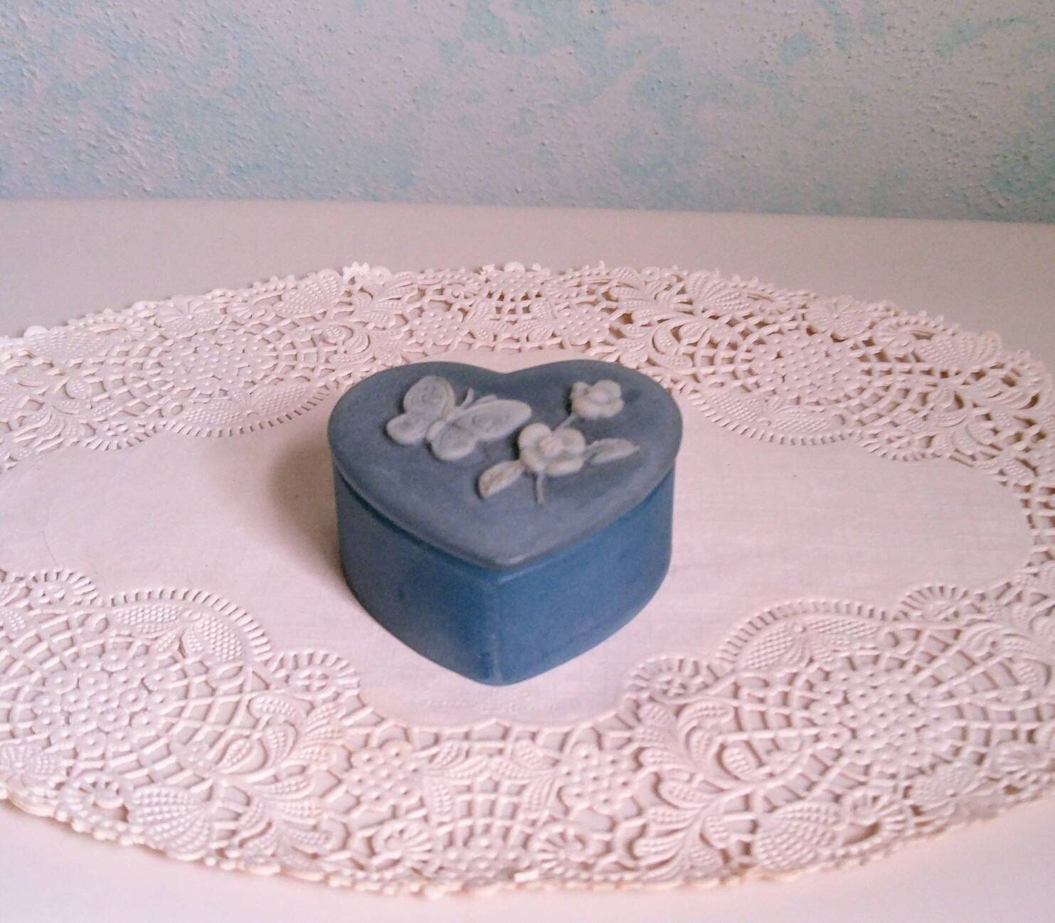 Mini Butterfly Heart Box Heart Trinket Box Resin Heart - Etsy UK