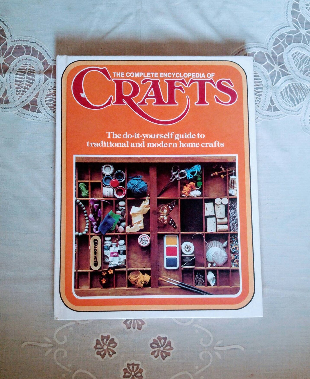 DIY Craft Encyclopedia Book 1975 Vol 1 * Traditional and Modern Home ...