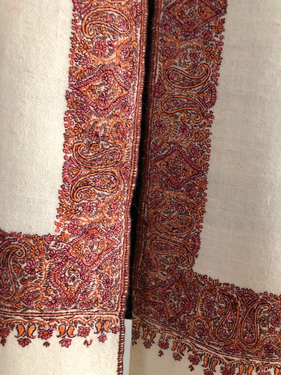 Hand Embroidered Authentic Pashmina Cashmere Shawl by Vishana | Etsy