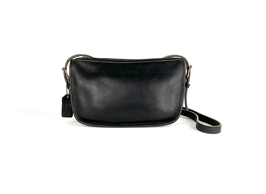 Vintage COACH Mitchell 9938 Black Gold Genuine Leather Classic Small ...