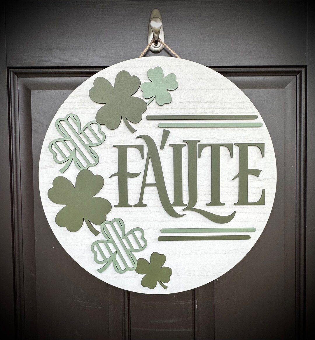 Welcome failte St Patricks Day and Irish-themed Door Hanger, Perfect ...