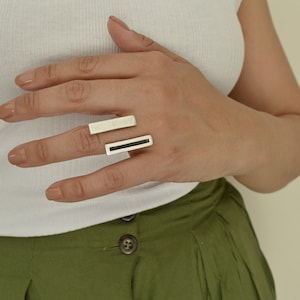 Silver Two Vertical PARALLEL LINES Ring, Unique Hammered Abstract Ring ...