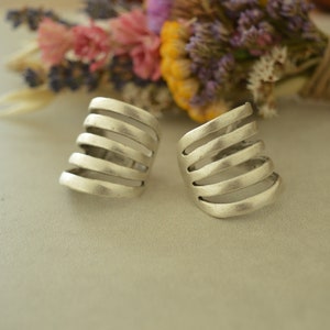 Antique Silver Long FIVE PARALLEL LINES Ring, Boho Minimalist Modernist ...