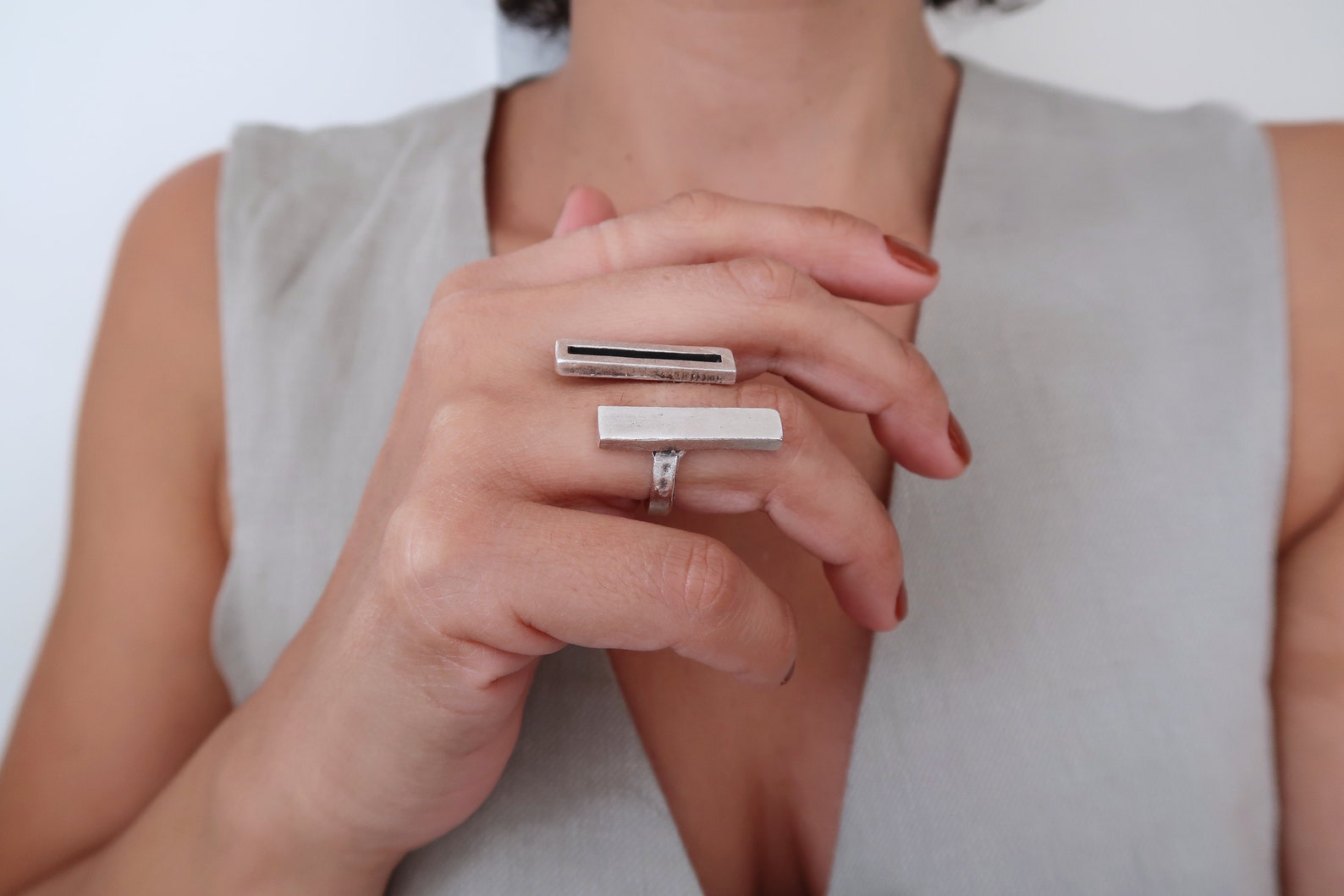 Silver Two Vertical PARALLEL LINES Ring Unique Hammered - Etsy