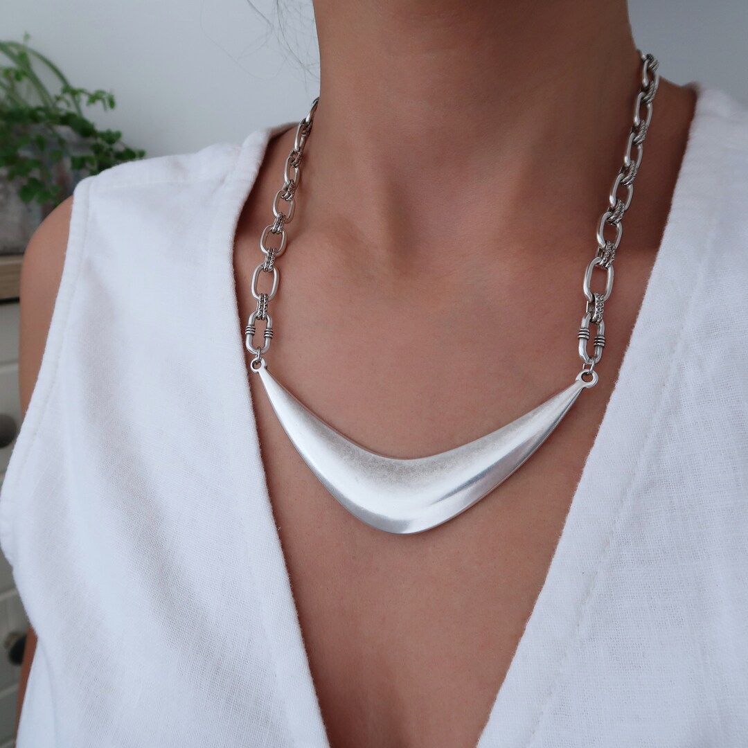 Silver V SHAPE Connector Necklace Torque Style Statement Collar ...