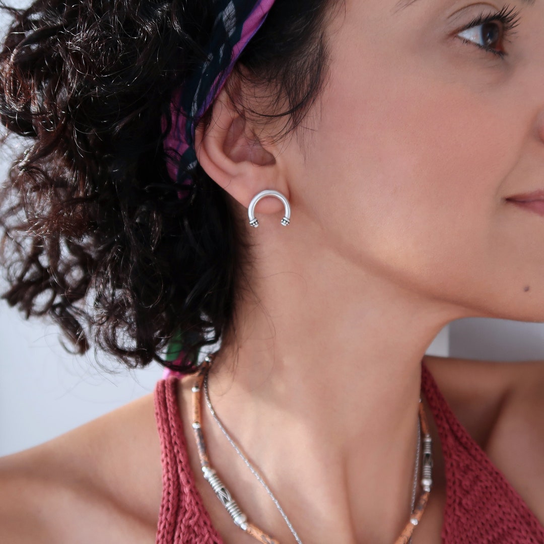 Silver Carved Line, Semicircle, Horn Stud Earrings, Simple Tiny ...