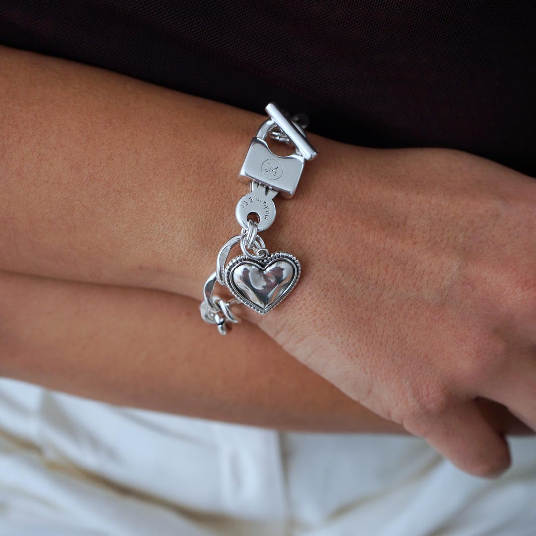 THICK LINK Chain Padlock Clasp Bracelet & Dangling Hammered Heart ...