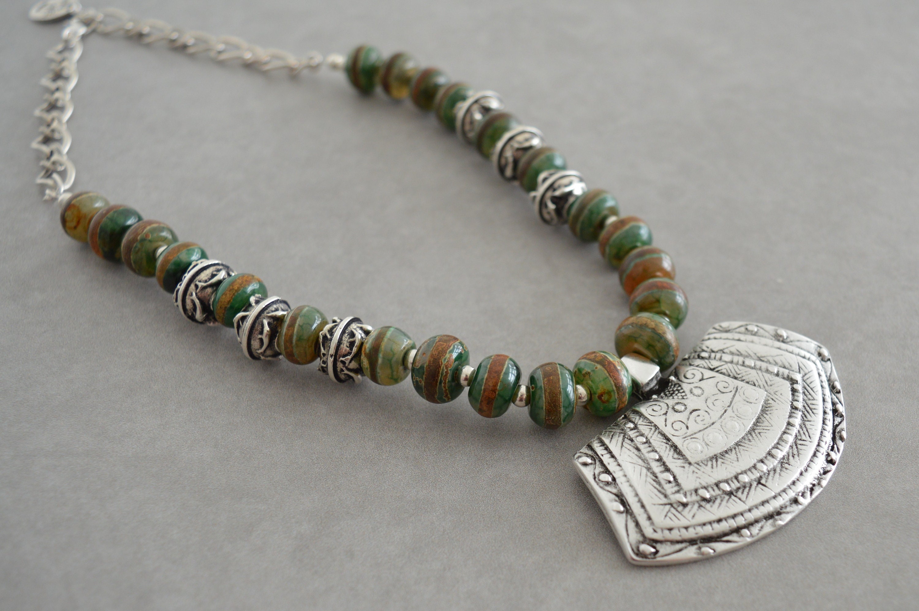 Bohemian Khaki Tibetan Dzi Beaded Silver ORTHOGONAL Shield - Etsy UK