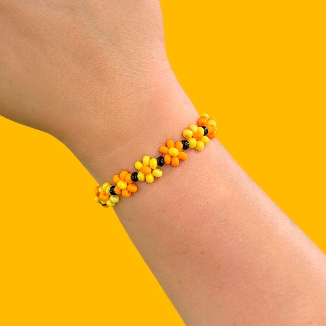 Powerline Daisies Bracelet, A Goofy Movie Bracelet, Beaded Daisy ...