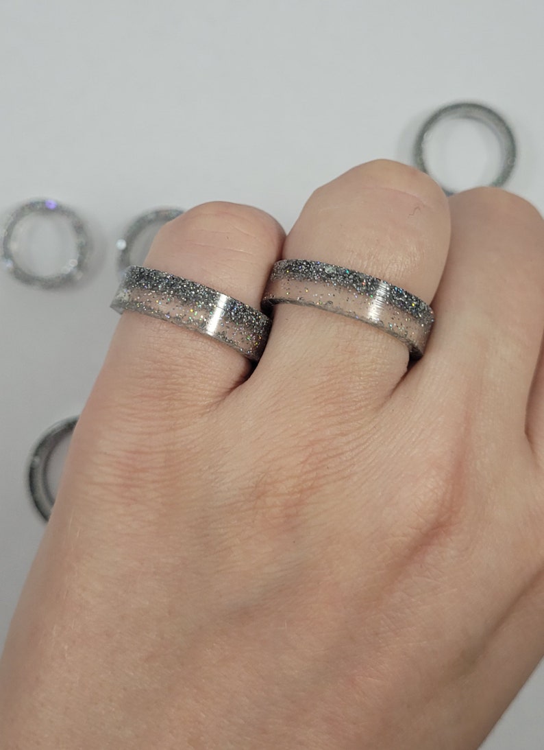 Silver holographic glitter resin ring / unisex ring / resin | Etsy