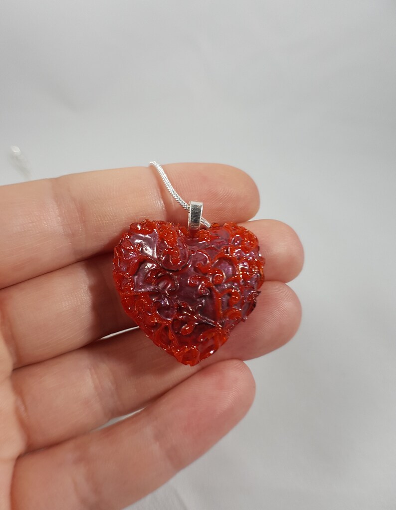 Red Filigree Heart Necklace / Valentine's Day Gift / Resin | Etsy