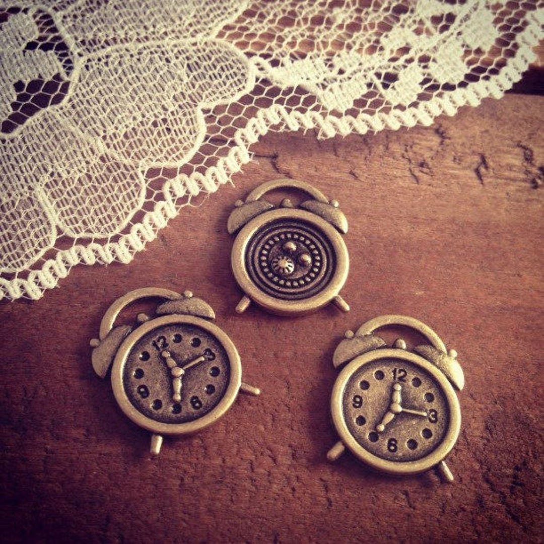 1 - Antique Bronze Clock Charm Charm Alice in Wonderland Charm Watch ...