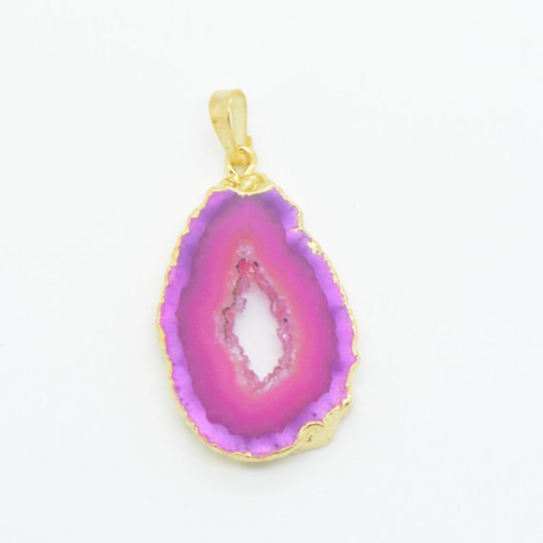 1 Colgante de roca de geoda rosa en 24K oro borde chapado - Etsy España