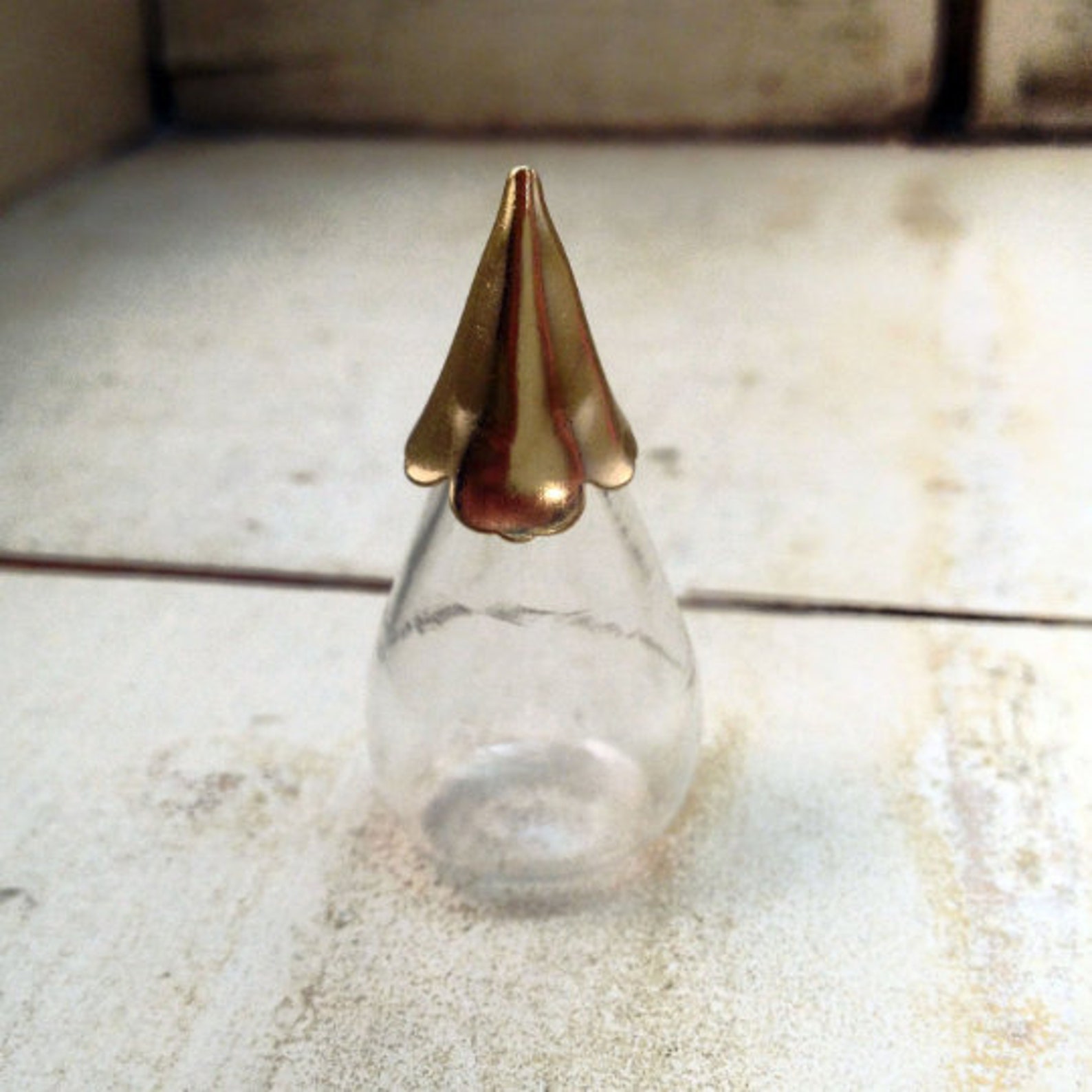 1 Pc Clear Tear Drop Bottle With FLAT Base Charms With 24K | Etsy