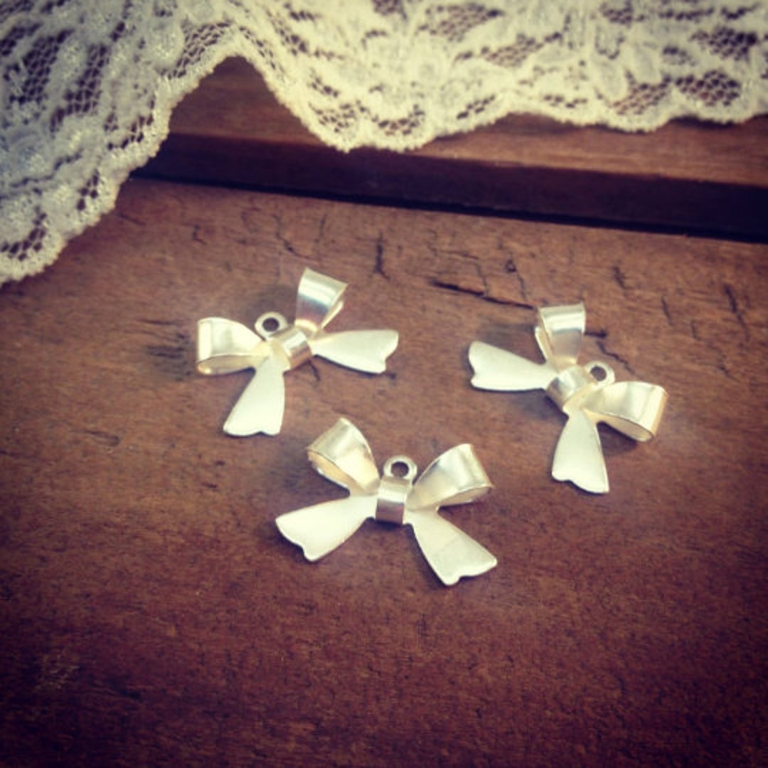 8 - SILVER Bow Charms, Sterling Silver Plated Brass, Small Bow Tie ...