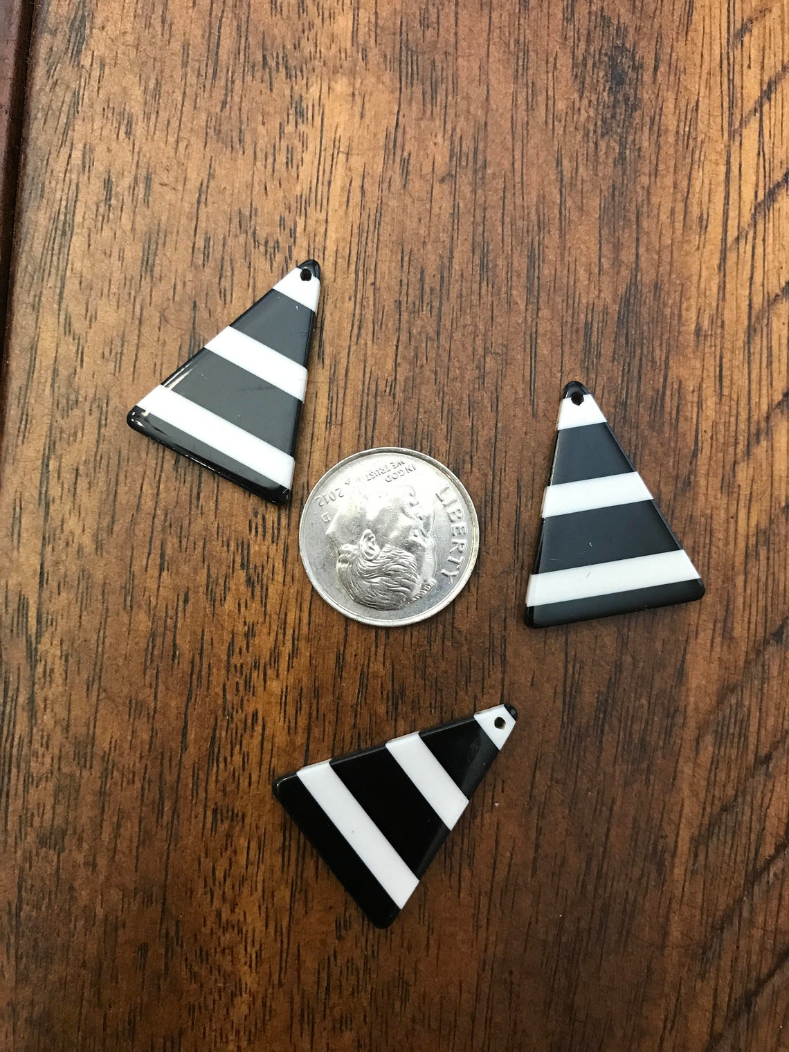 2 Zebra Resin Striped Triangle Charm Resin Triangle pendant | Etsy