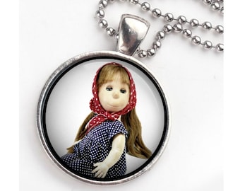 Poor Pitiful Pearl - Etsy