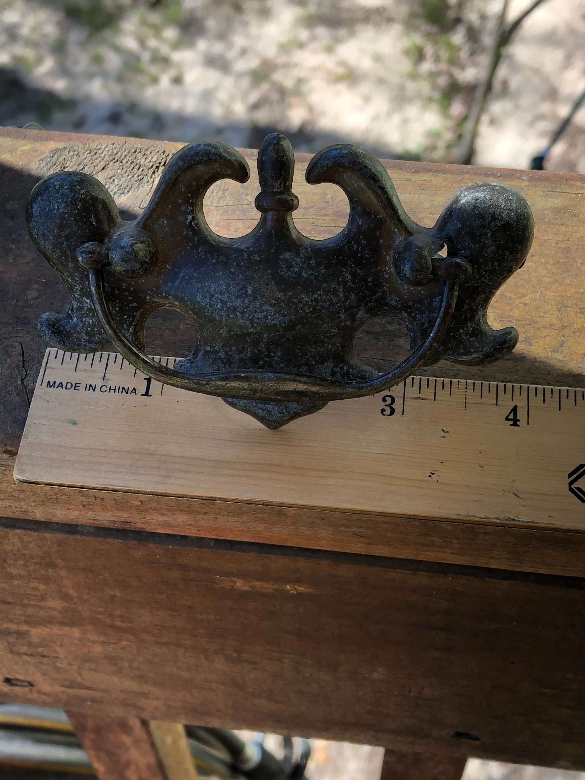 Set of Two Vintage Brass Plate Drawer Pulls for Restoration - Etsy.de