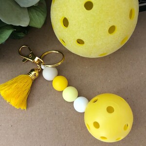 Pickleball Modern Keychain© - Etsy