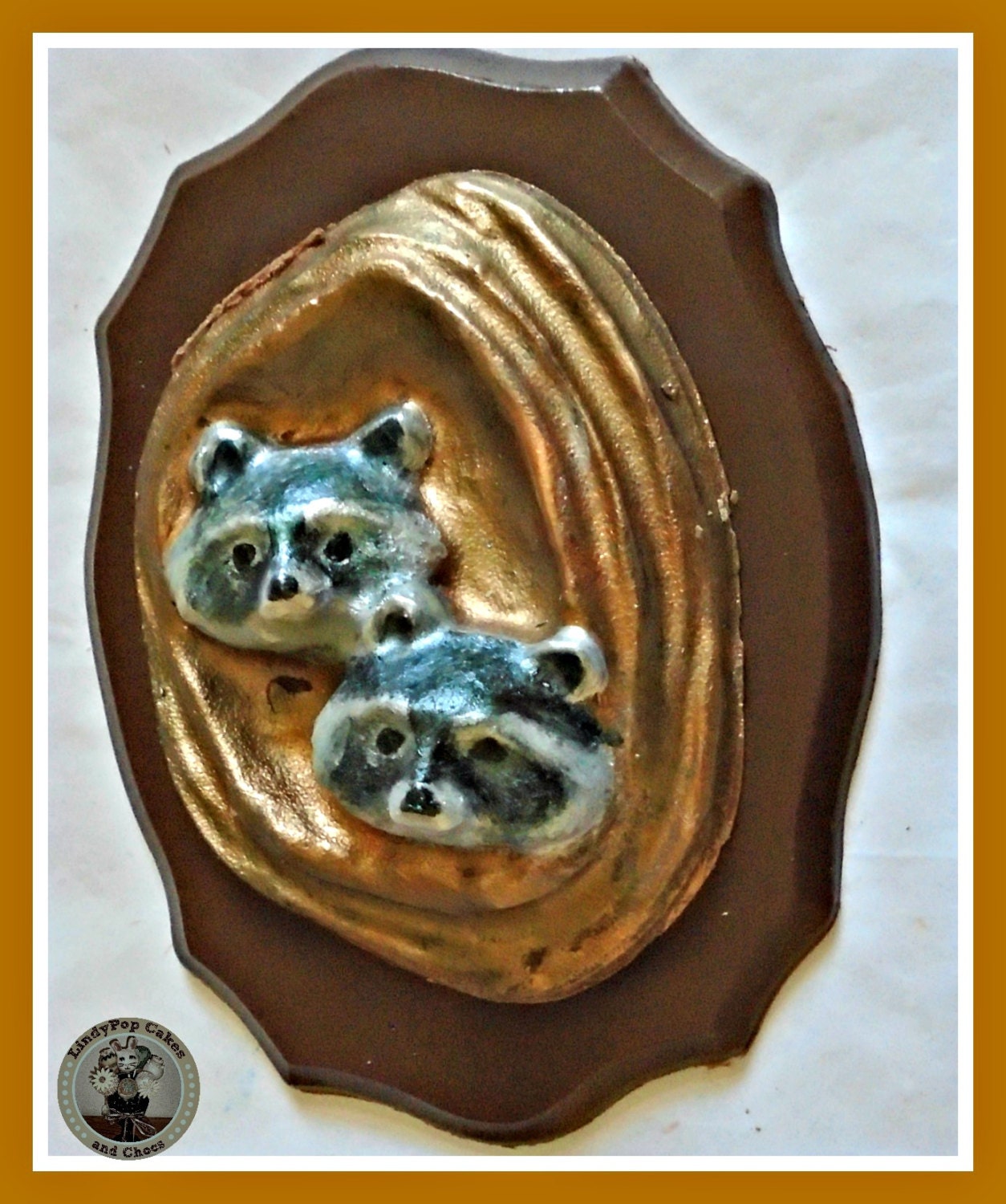 Raccoon Gift/Chocolate Raccoon/Woodland Animal Gift/Forest - Etsy España