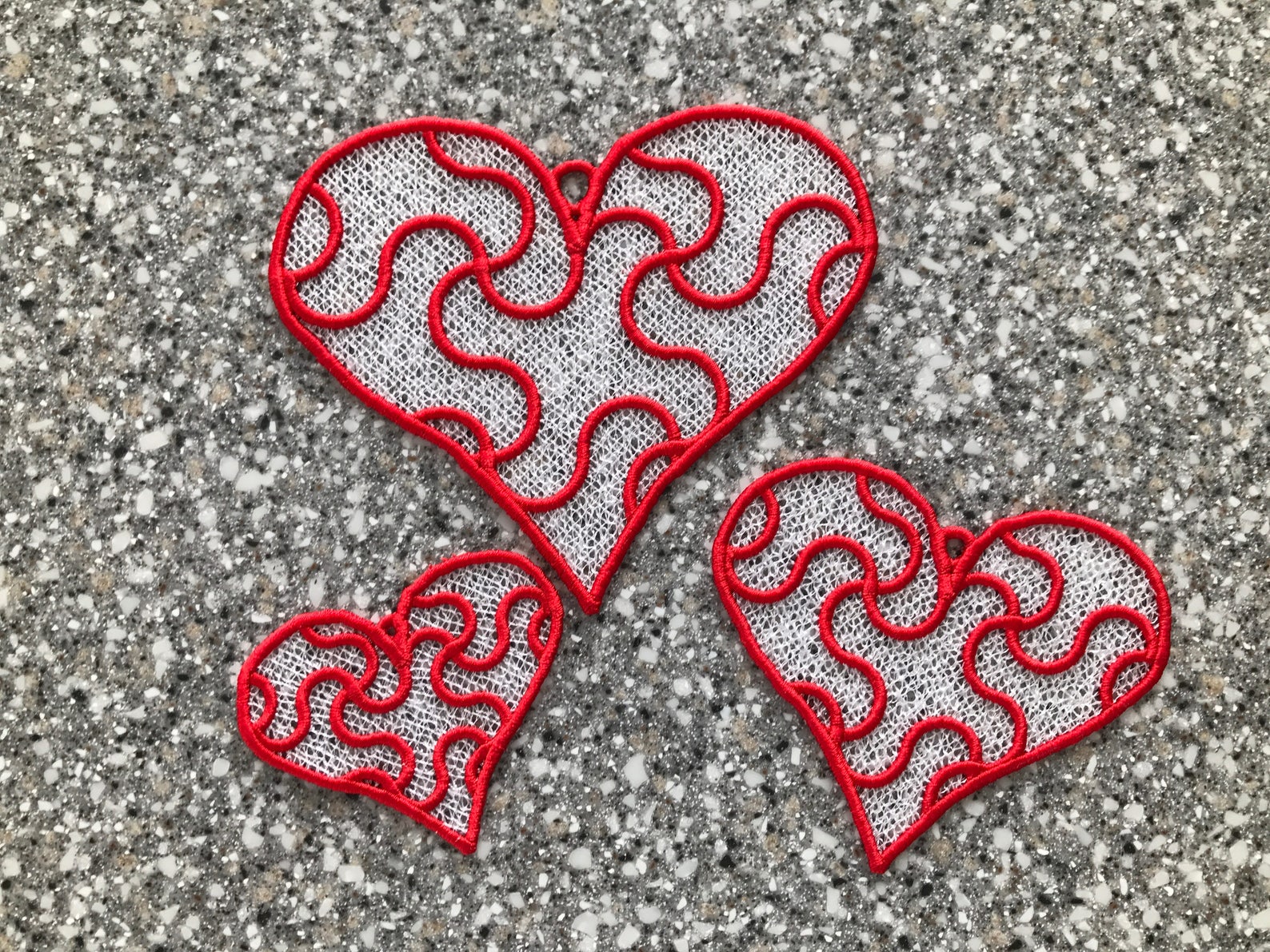 FSL Heart Embroidery Design - FSL Hearts Fit 4x4 or 5x7 Hoop - Free ...