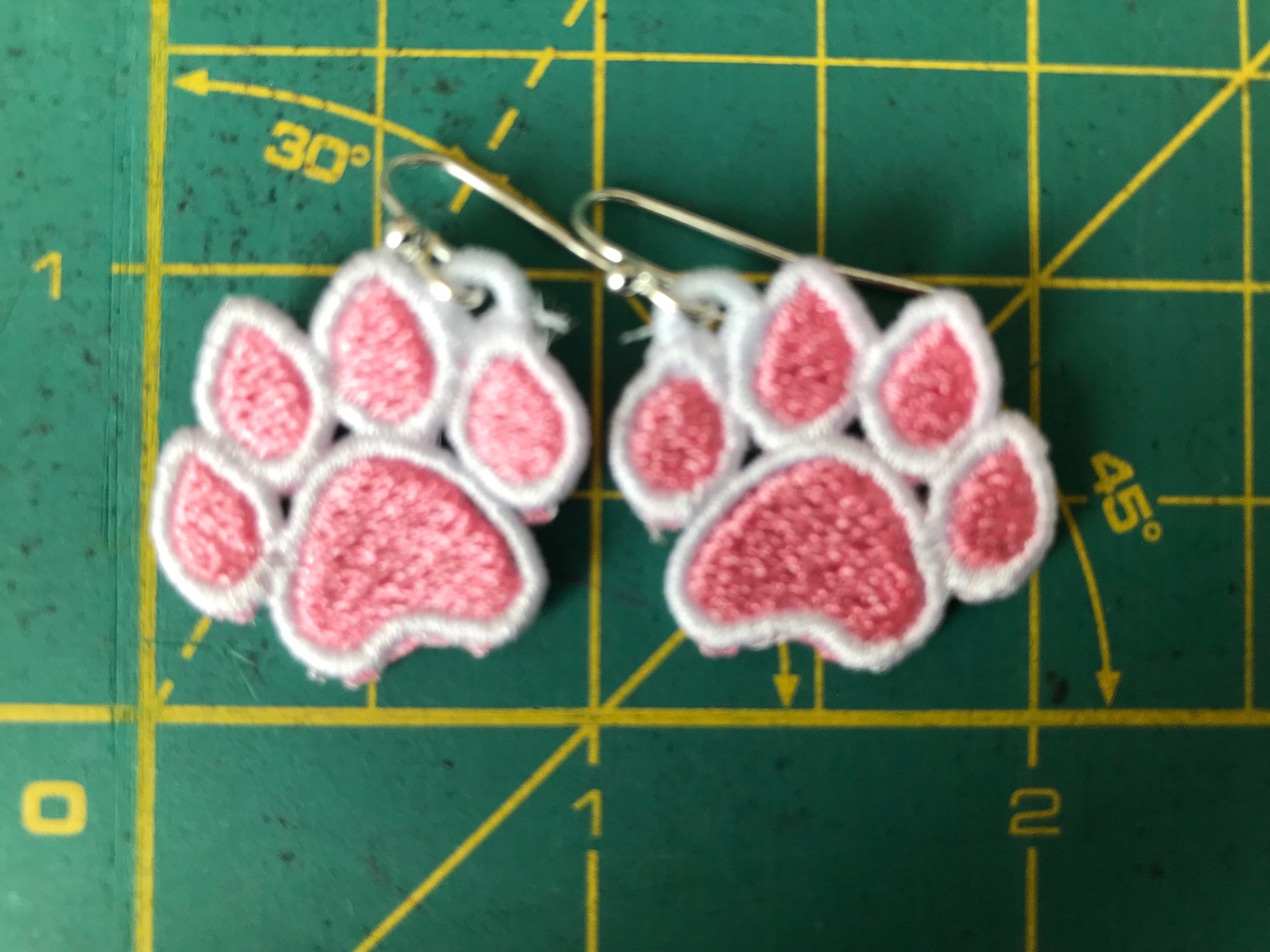 FSL Dog Earrings - 3 FSL Dog Earring Embroidery Design - Free Standing ...