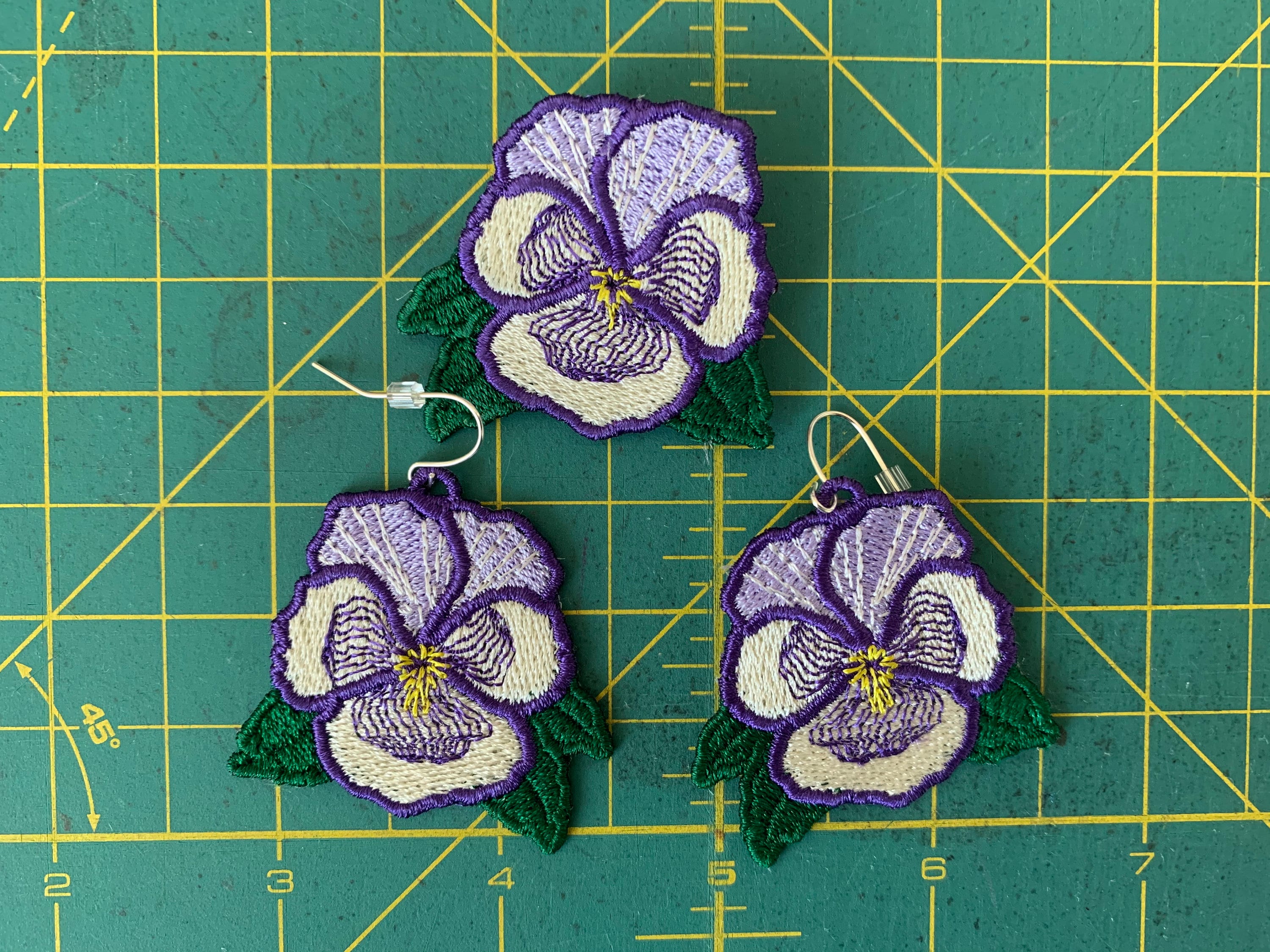 FSL Pansy Earrings and Broach - Pansy Earring Embroidery Design - Free ...