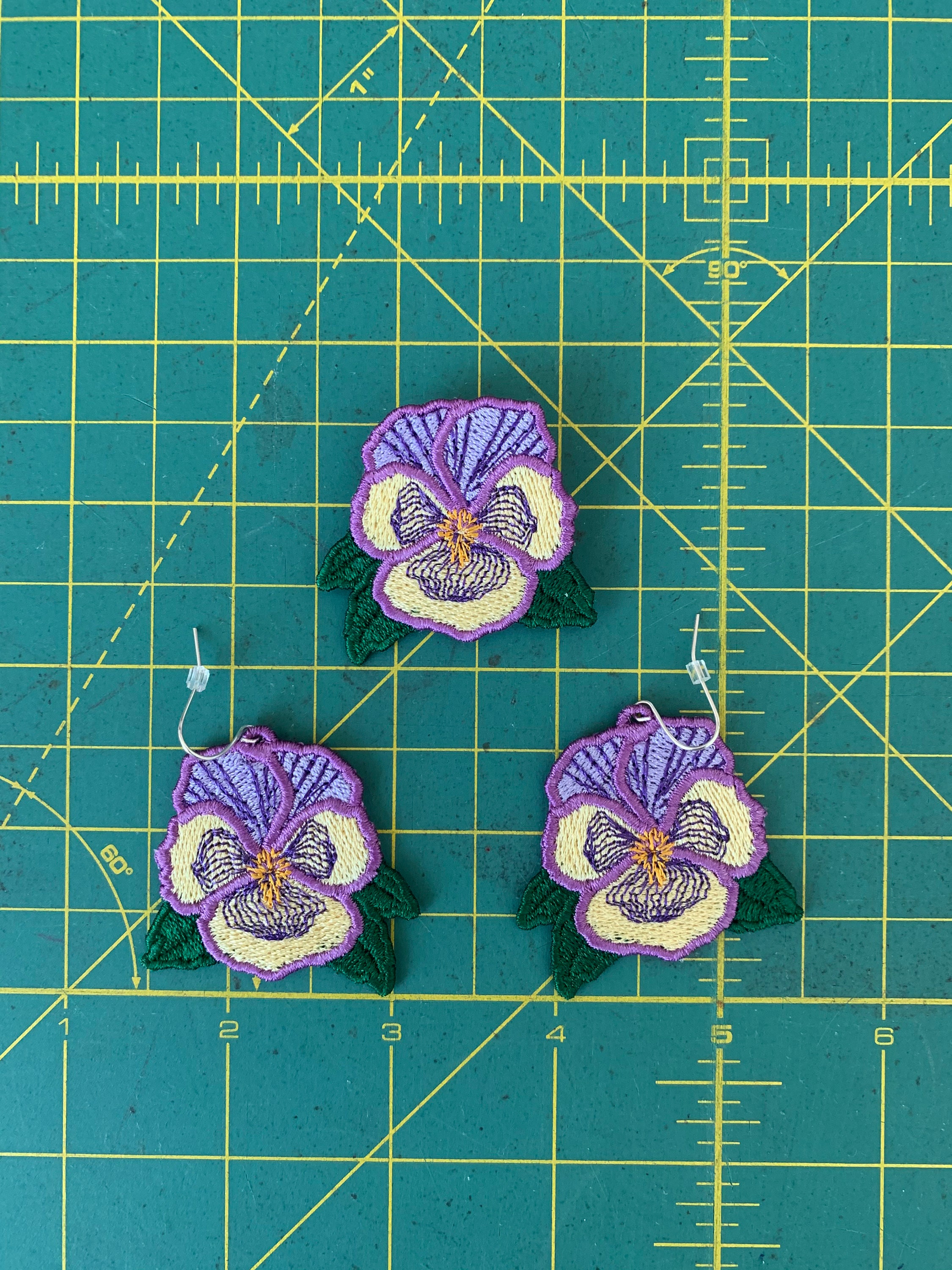 FSL Pansy Earrings and Broach - Pansy Earring Embroidery Design - Free ...