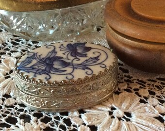 Ceramic jewelry box | Etsy