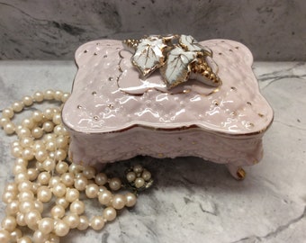 Ceramic jewelry box | Etsy