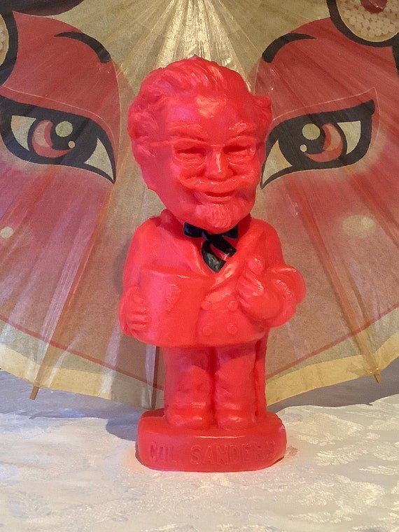 Memorabilia Collectibles Red KFC Colonel Sanders Piggy Bank Art ...