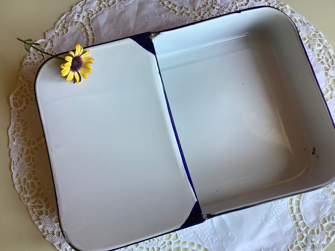 Antique White Enamel Basin Feminine Medical Exam Bedpan Porcelain ...