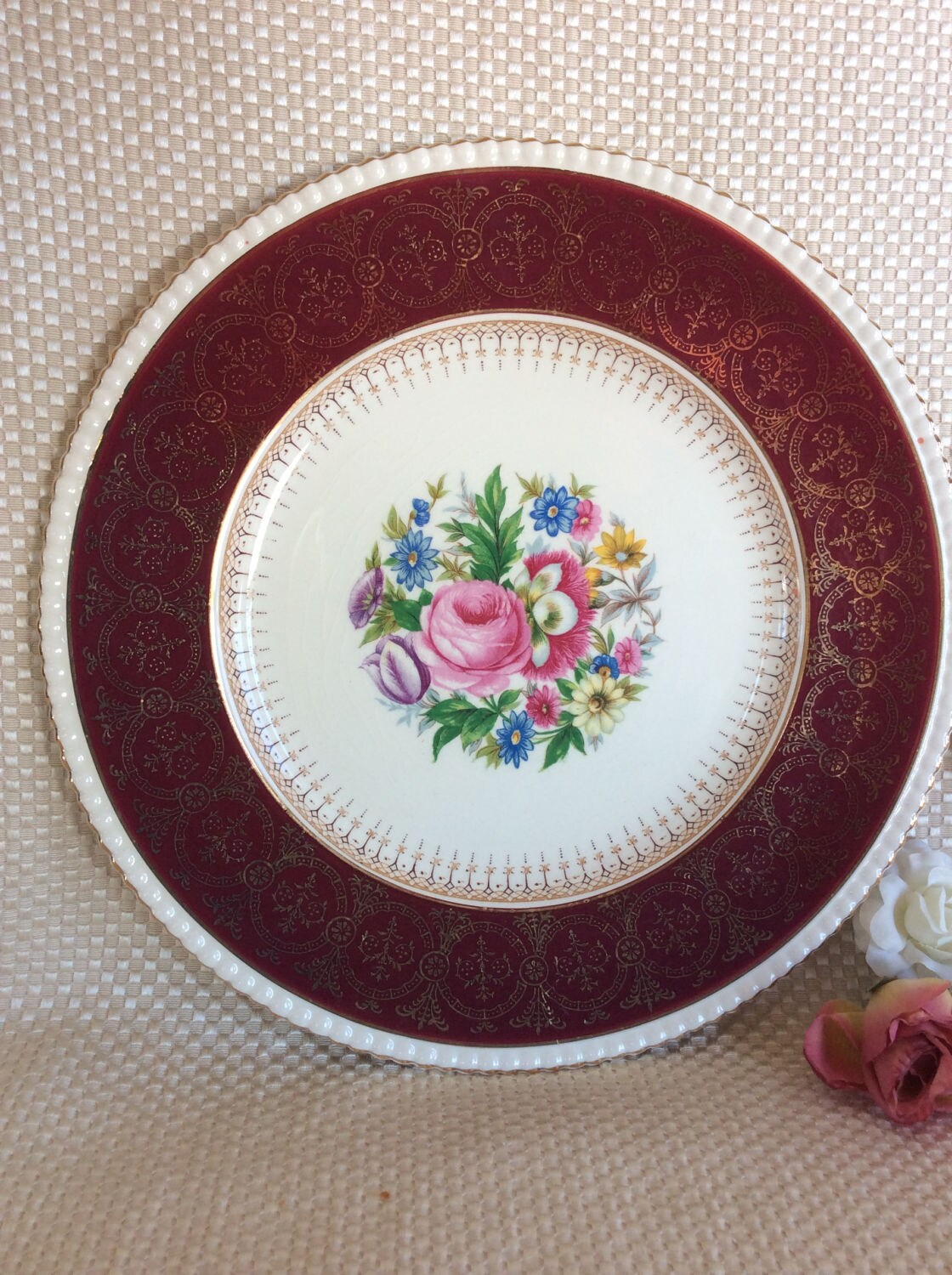 ONE LEFT Vintage Solian Ware dinner plate Simpsons pottery | Etsy