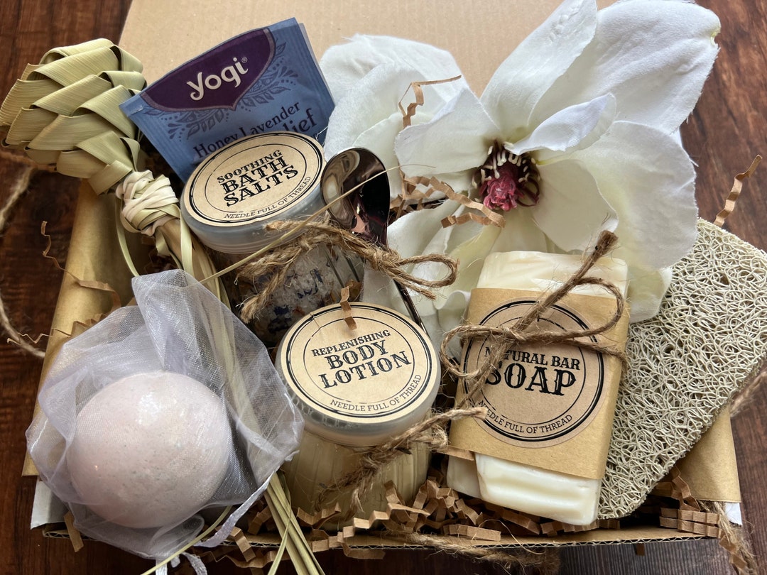 Spa Gift Box: Natural Bath & Body Set With Lavender Tea - Etsy