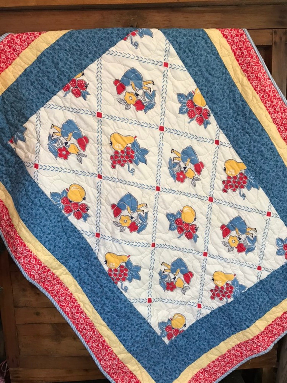 Bonnet Girl Quilt Fruity Quilt Sun Bonnet Girl Quilt - Etsy
