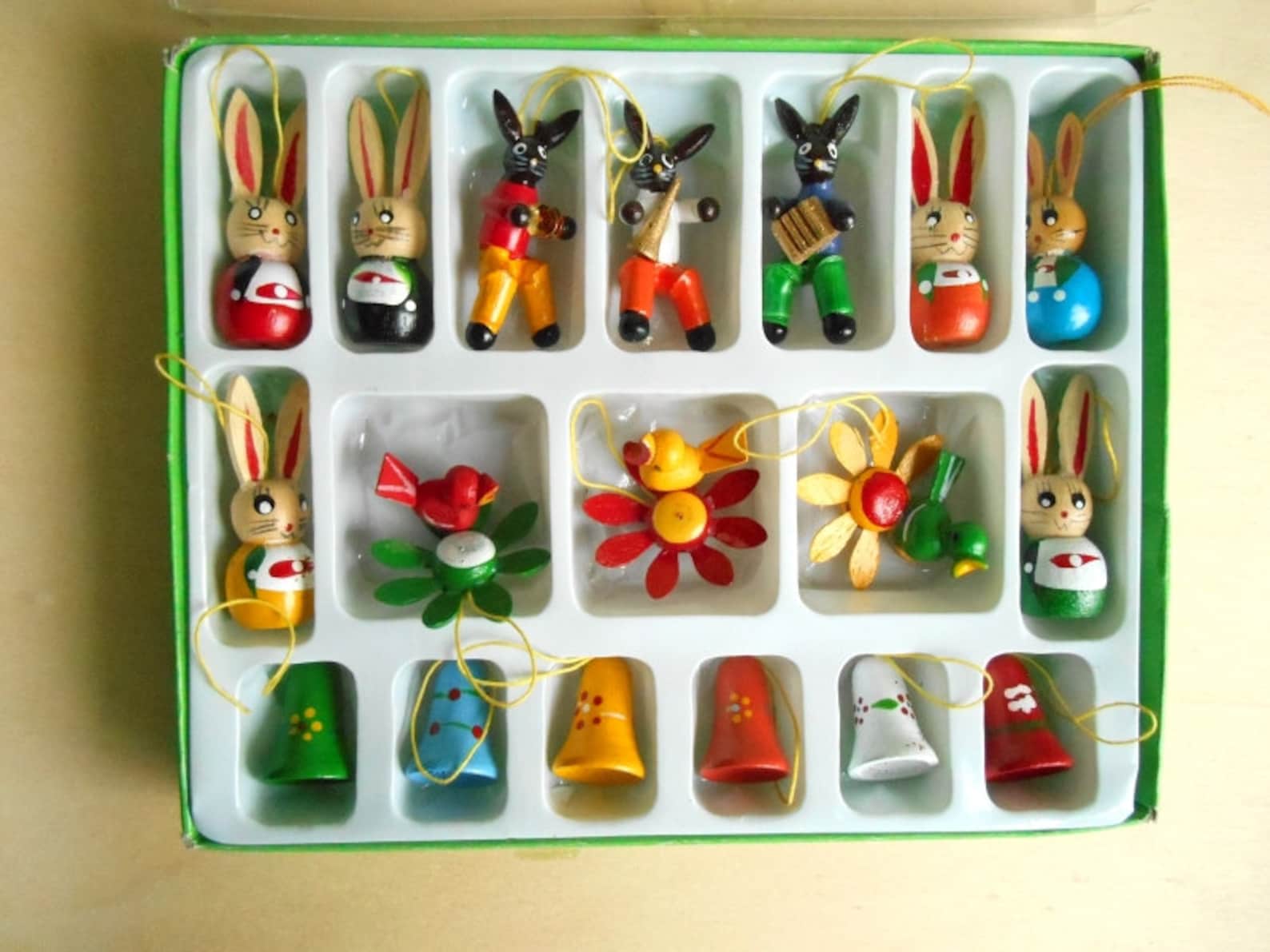 What is an Osterbaum? Create Your OWN Easter Tree with Cute Ornaments ...