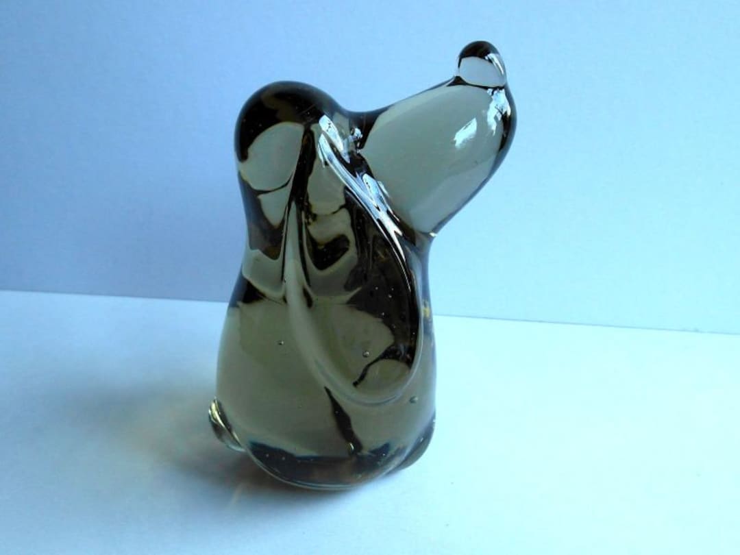 Dog Paperweight Bassett Hound / Grynnen Barrett / Taiwan / Art Glass ...